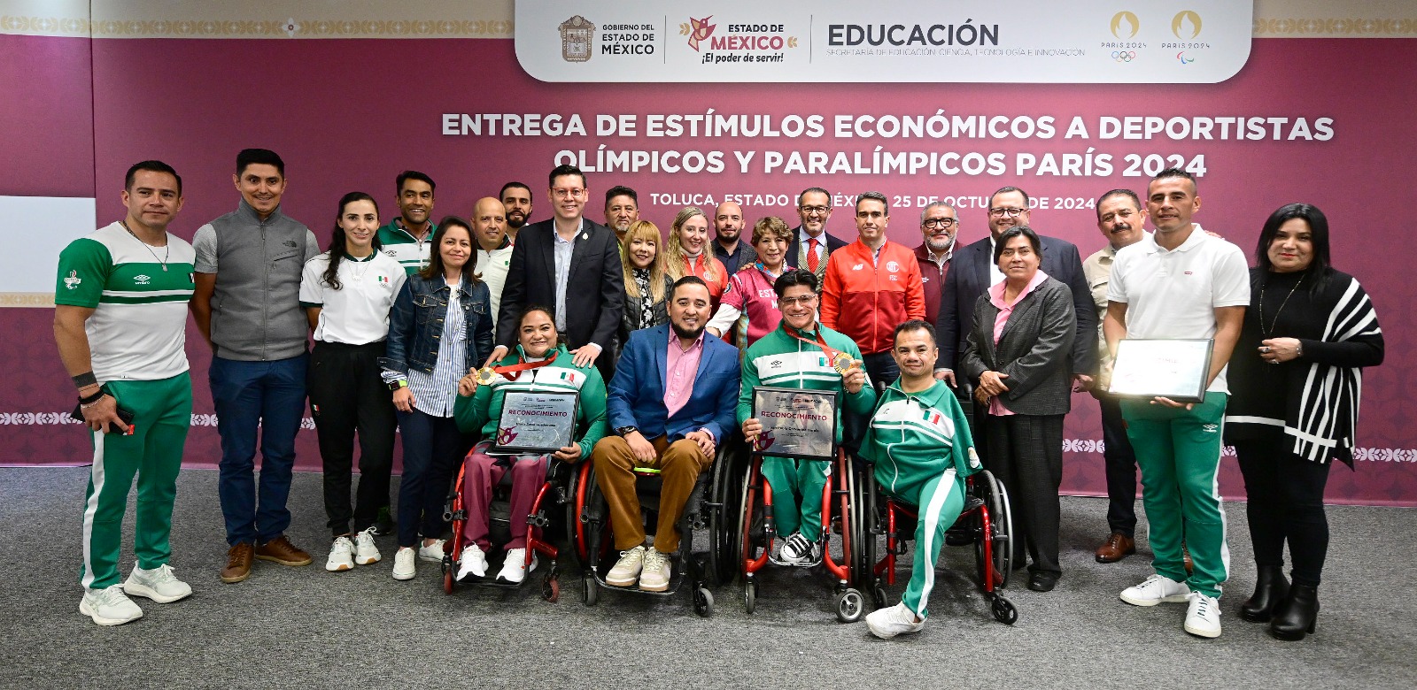 Reciben estímulos económicos deportistas olímpicos y paralímpicos mexiquenses que participaron ...