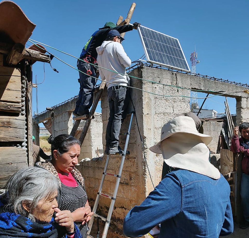 Instalan paneles solares en comunidades rurales de San Felipe del ...